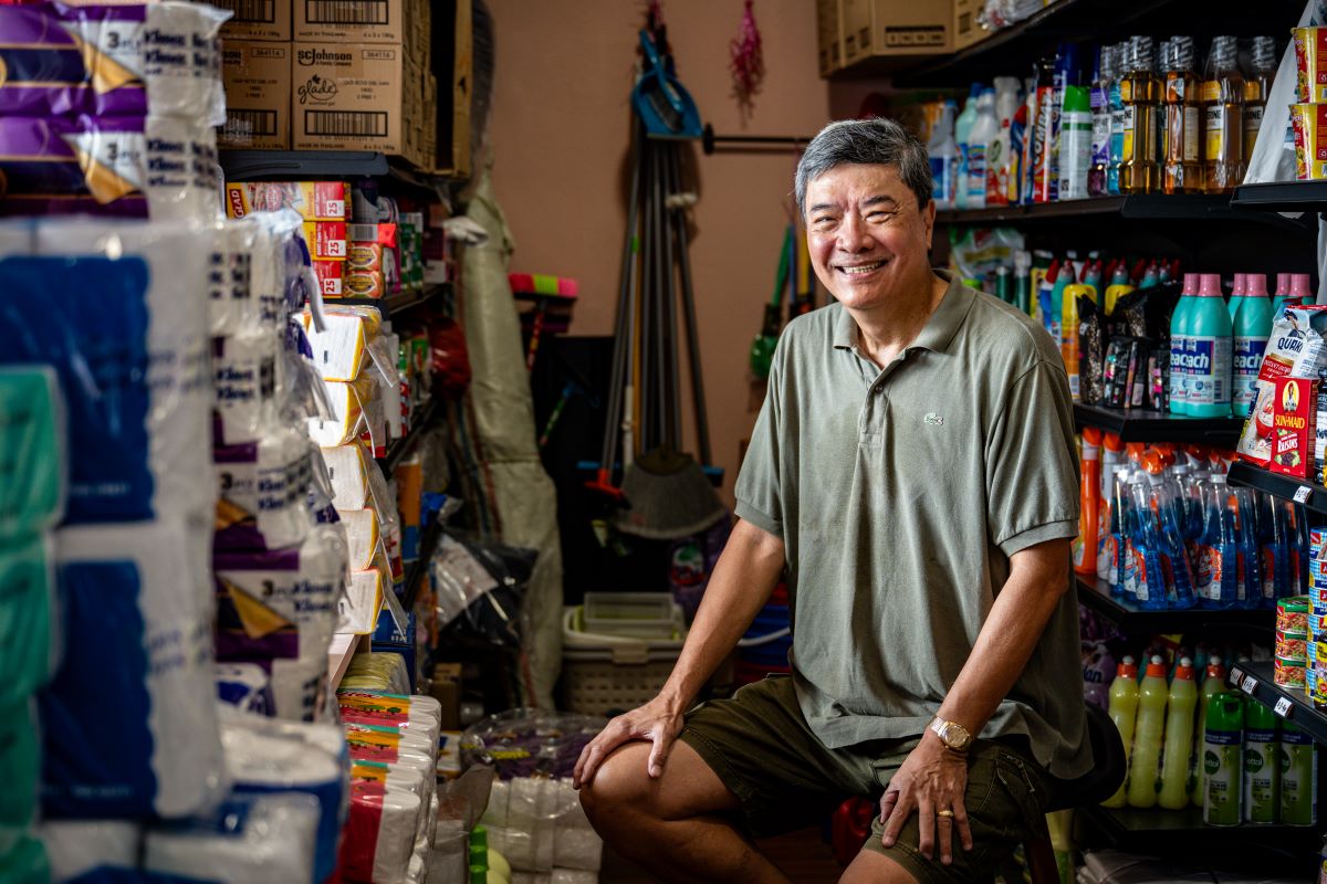 ‘The Entire Tiong Bahru Market Community Knows We are a Christian ...